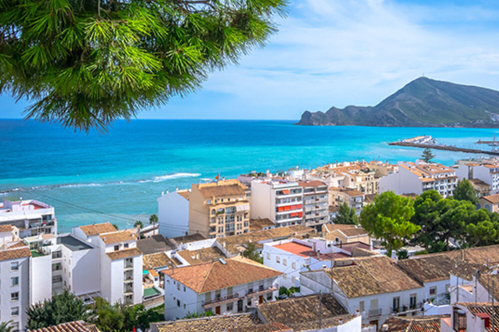 Buy a house to live in Altea - Discover What to See, What to Do and ...